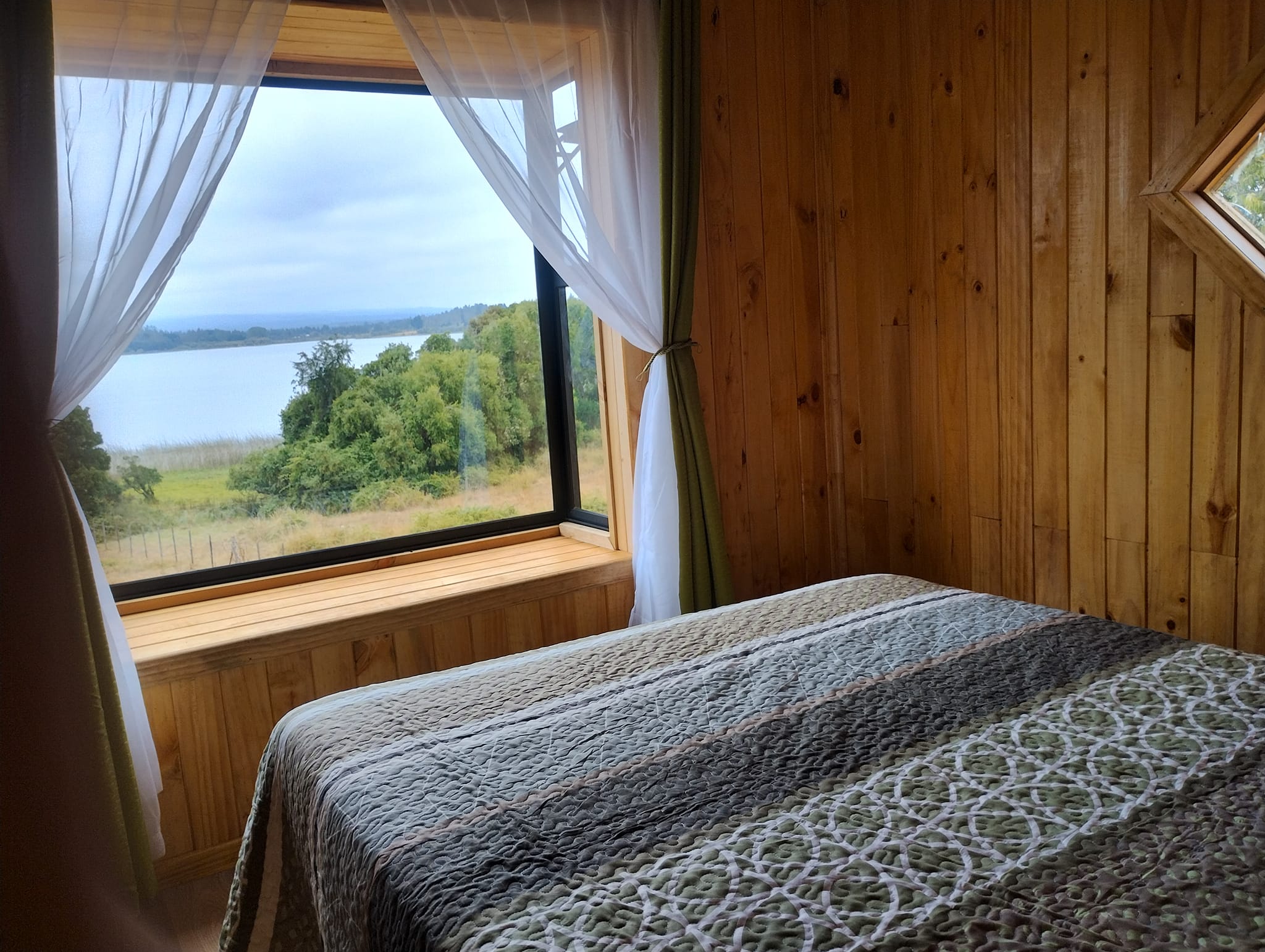 11 mejores Cabañas en Lago Lleu Lleu: a orillas del lago y tinajas